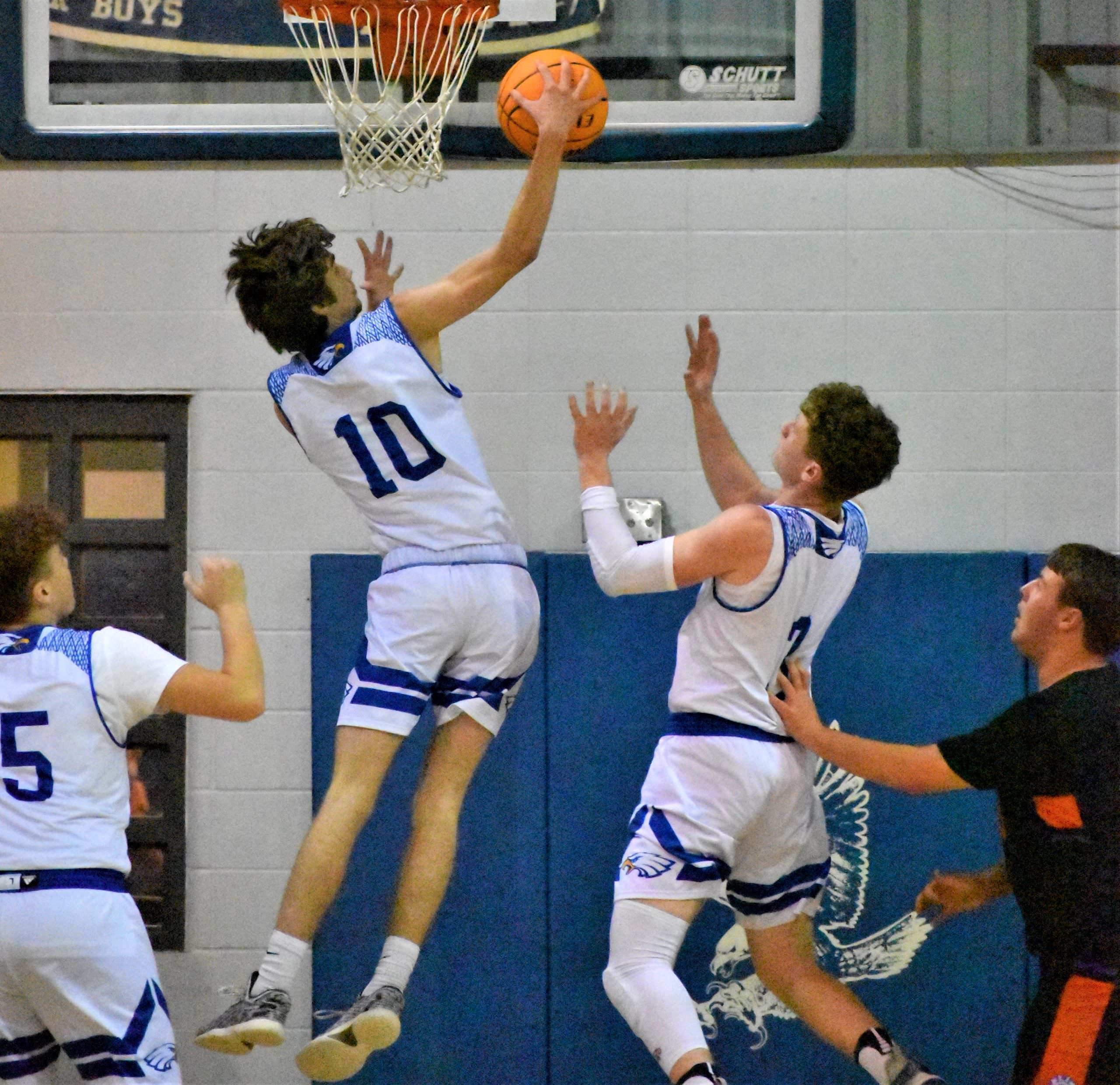 Paris Defeats Two Rivers Behind Bazyk’s School Record 45 Points ...