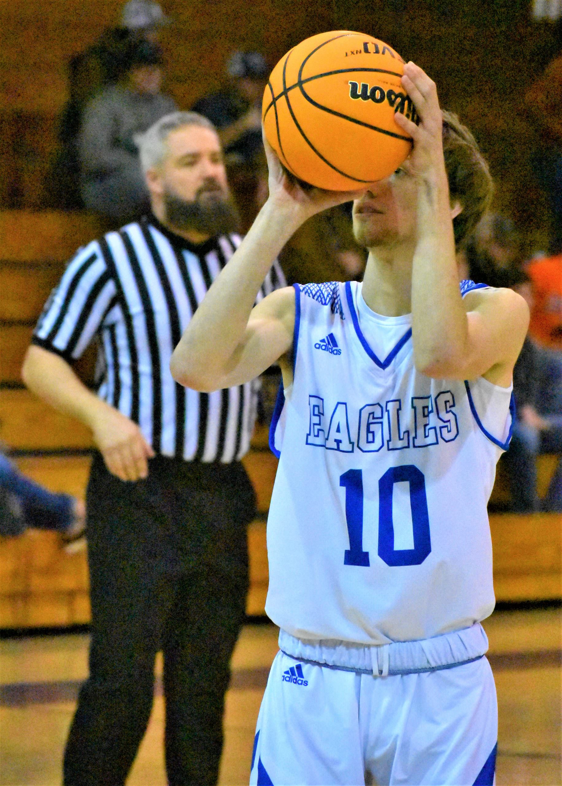 Paris Defeats Two Rivers Behind Bazyk’s School Record 45 Points ...