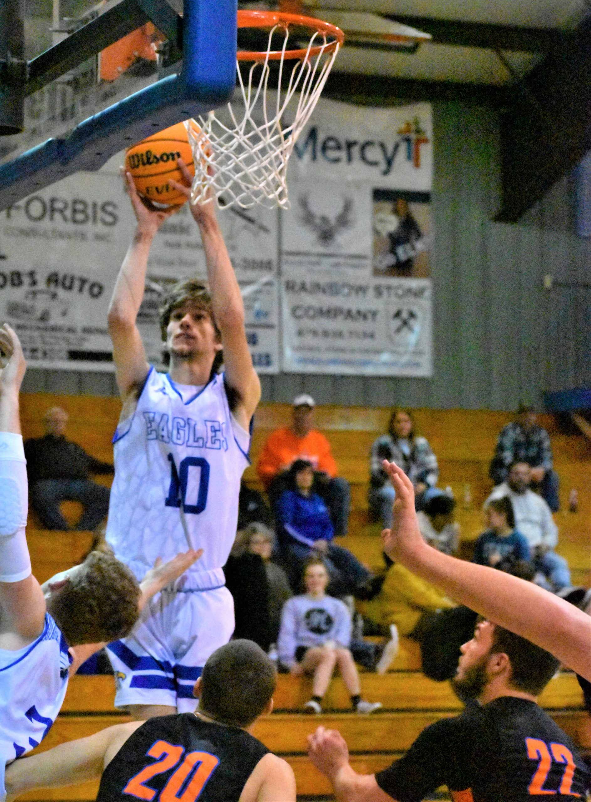 Paris Defeats Two Rivers Behind Bazyk’s School Record 45 Points ...