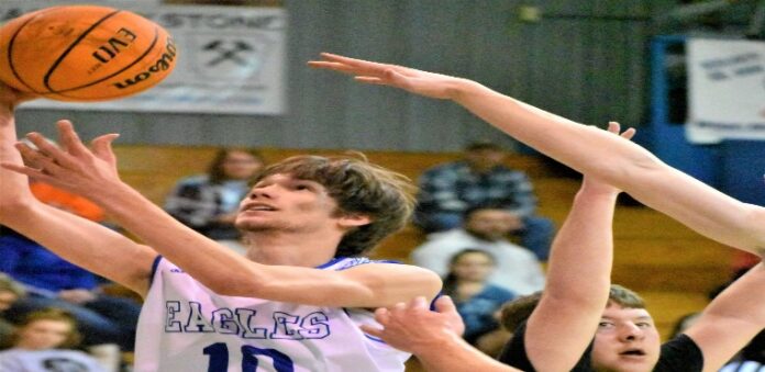 Paris Defeats Two Rivers Behind Bazyk’s School Record 45 Points ...